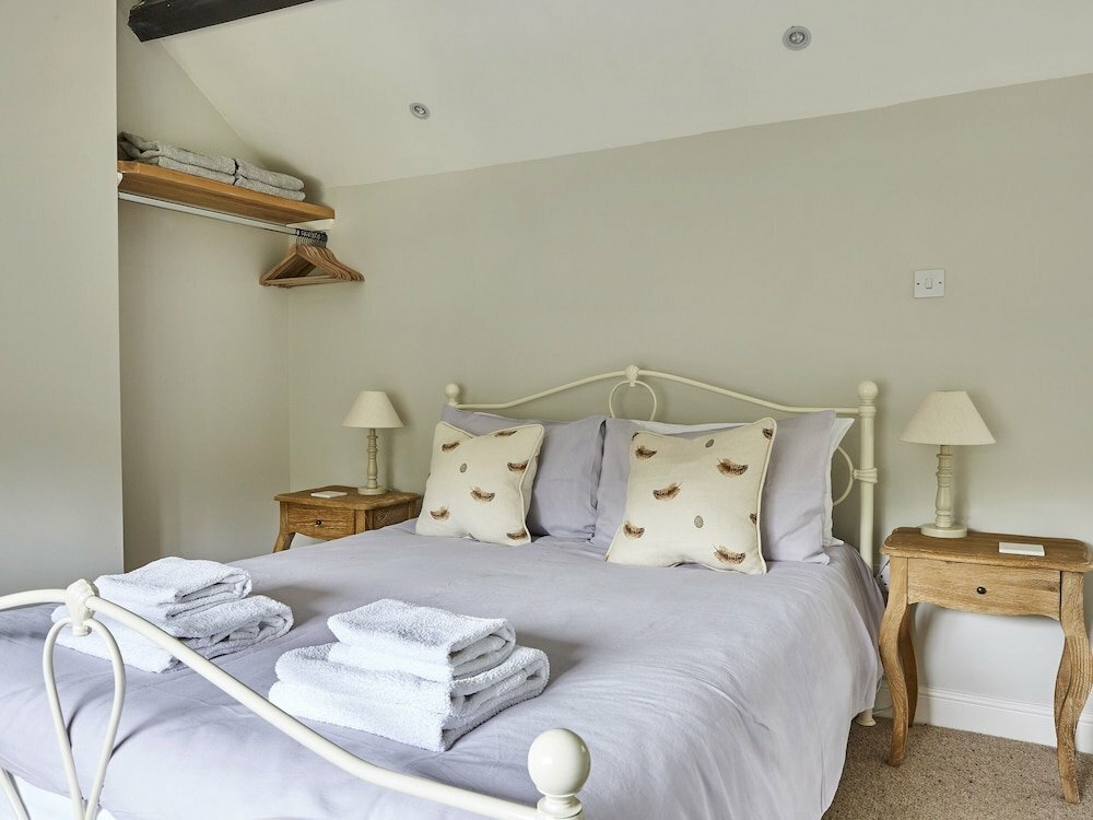 Lilly Cottage, hotel, England, Gloucestershire County, Whitecroft ...