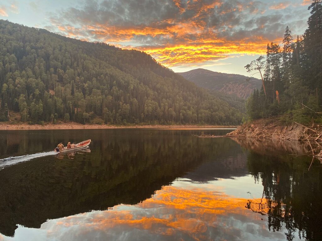 Tatil köyleri Отважный ёрш, Krasnoyarski krayı, foto