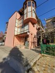 Citrus (1-y pereulok Rashida Gechba No:1), otel  Gagra'dan