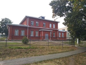 Здание Каплинской земской школы (ulitsa Natalyi Likhachyovoy No:50, selo Fedoseyevka), turistik yerler  Belgorodskaya oblastından