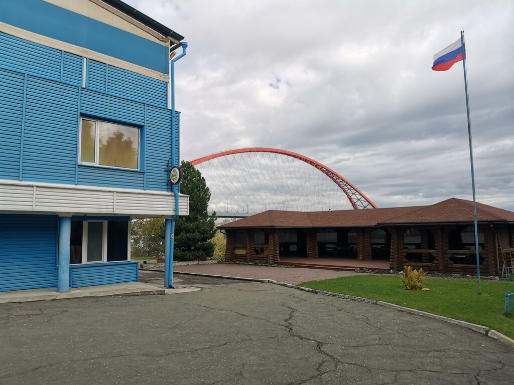 Eğlence merkezleri Семь пятниц, Novosibirsk, foto