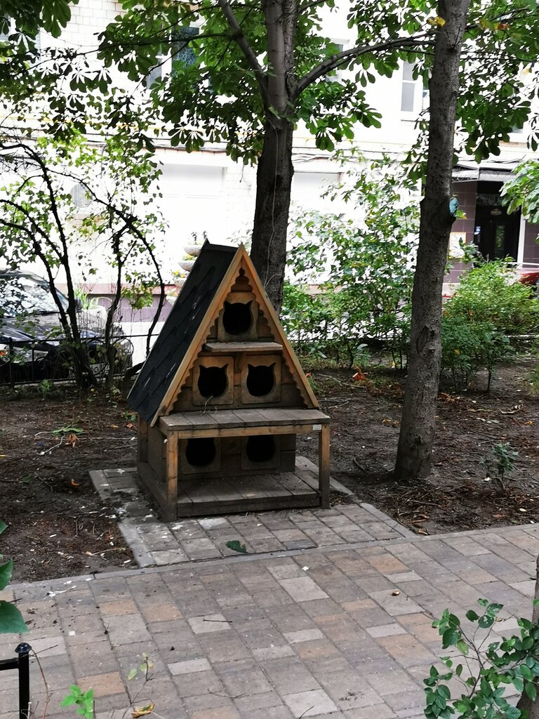 Park, sokak heykeli Домик для кошечек, Moskova, foto