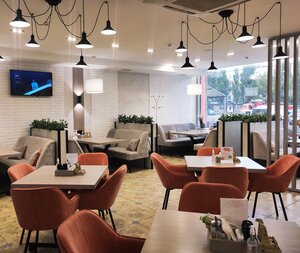 Edo (Mira Street No:117, Tolyatti), kafe  Tolyatti'den (Togliatti'den)
