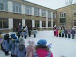 Srednyaya obshcheobrazovatelnaya shkola № 4 (ulitsa Mira No:43), ortaokul  Kopeysk'ten