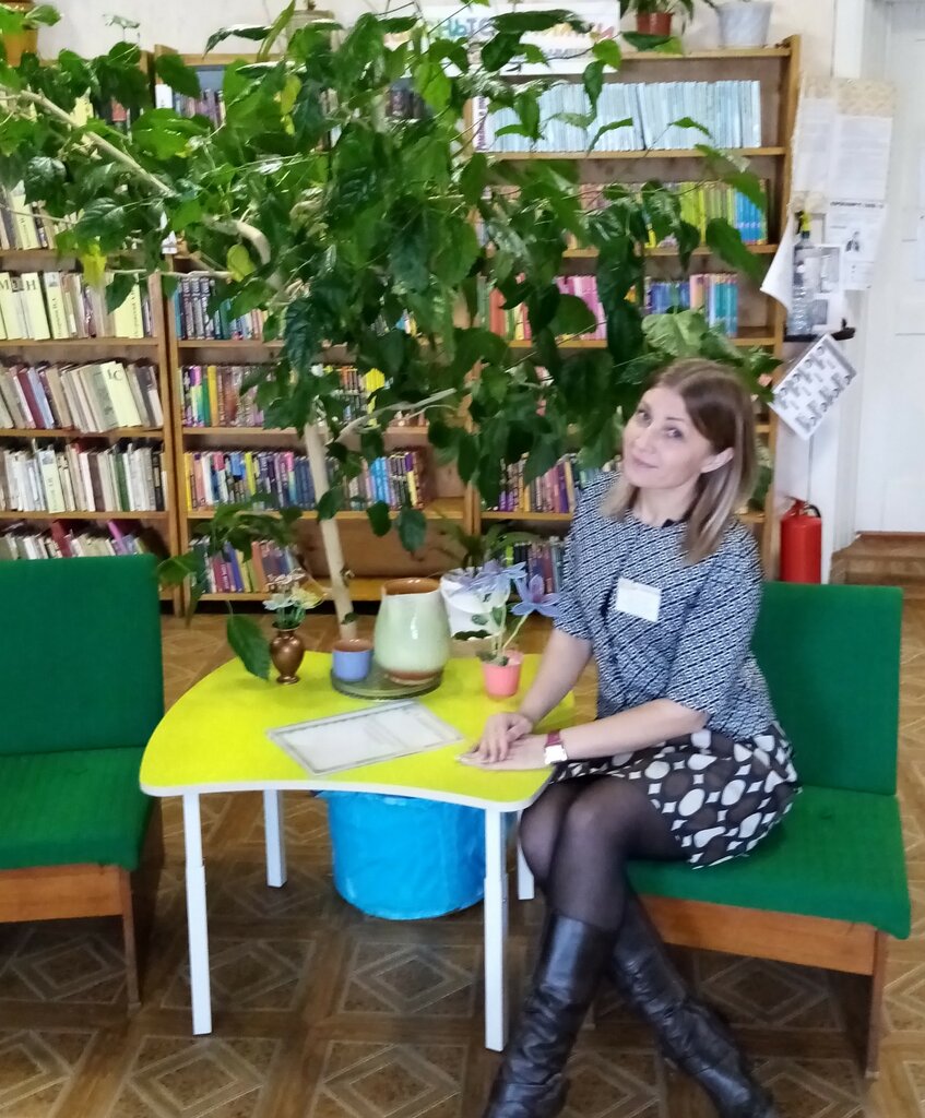 Kütüphaneler Biblioteka Detskaya Tsentralnaya Rayonnaya, Bikhov, foto