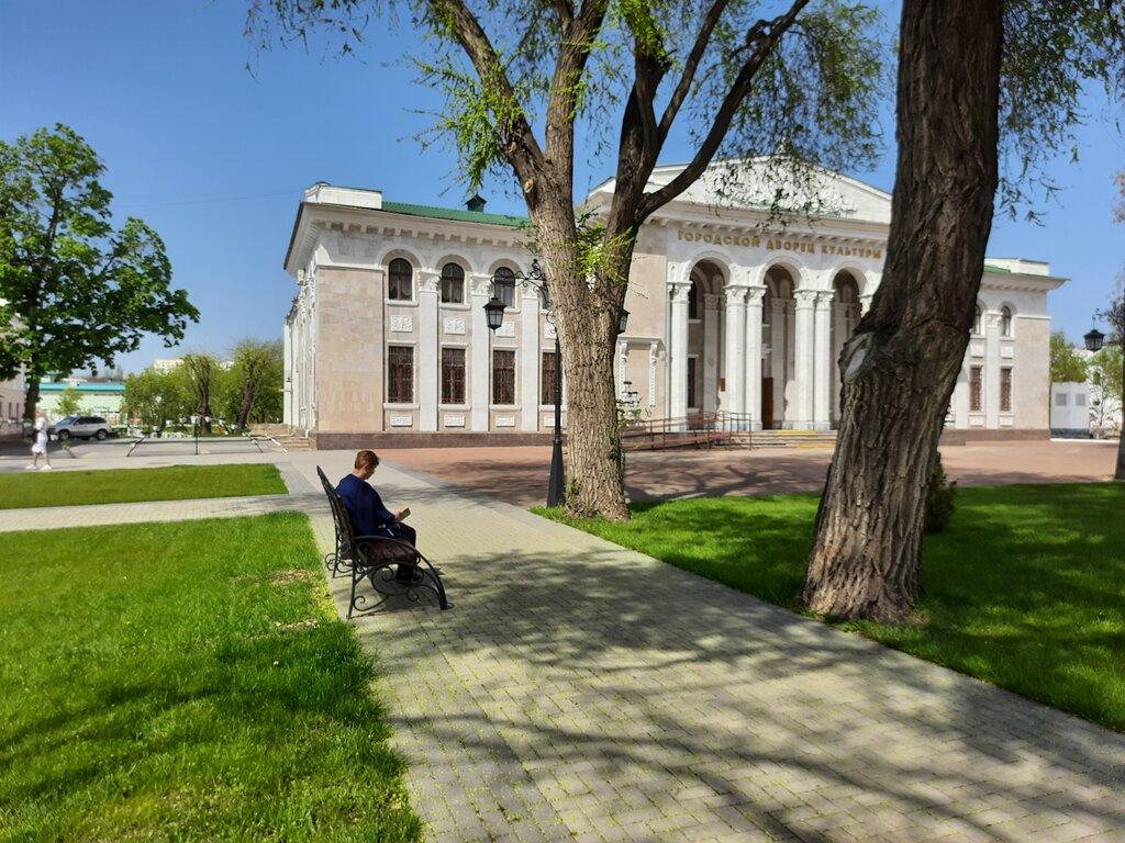 Tiyatrolar Palatul de cultură Orașului, Tiraspol, foto