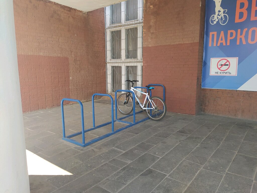 Bisiklet park yerleri Велопарковка, Yaroslavl, foto