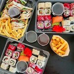 Starmaks (улица Владислава Ардзинба No:77), fast food  Gudauta'dan