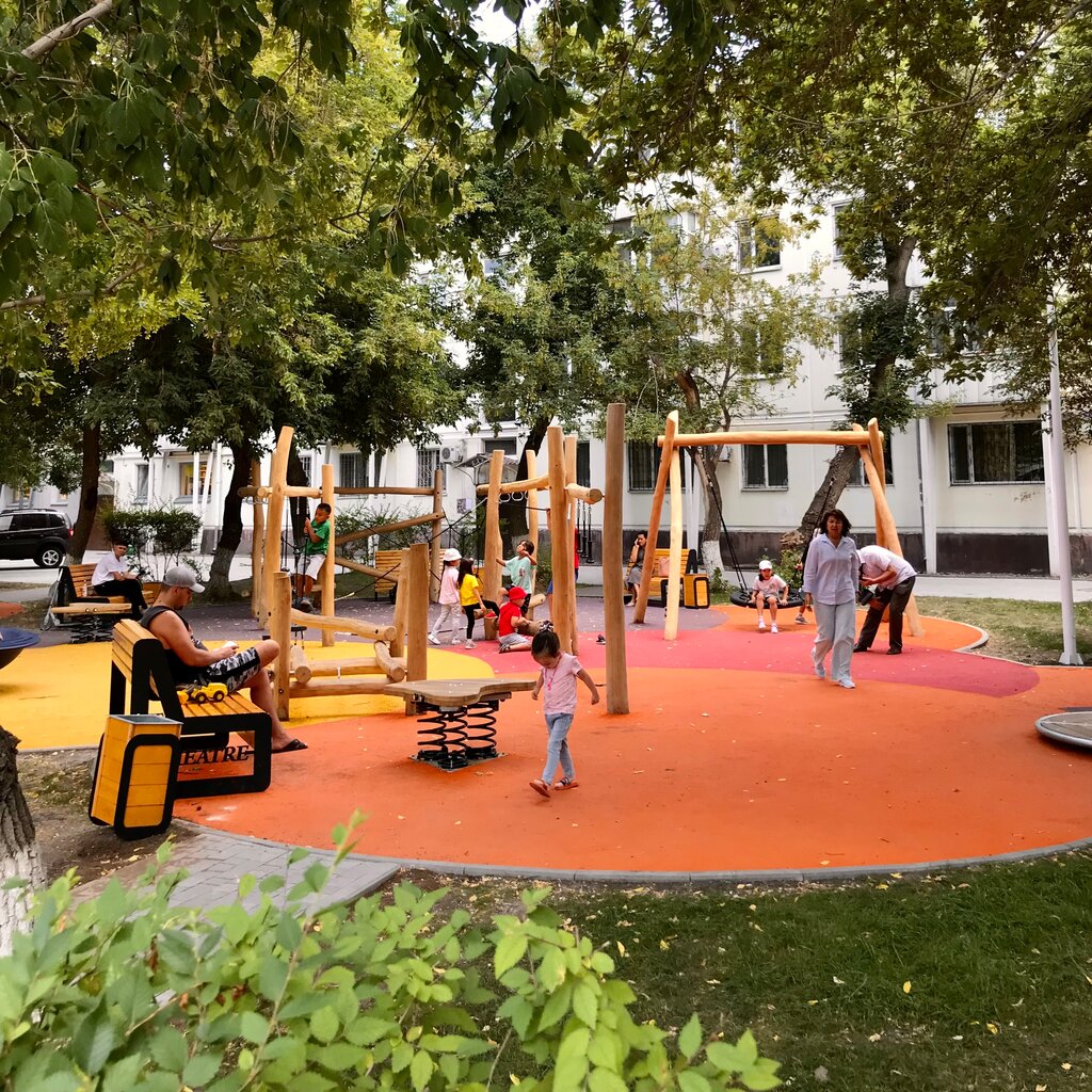 Oyun alanı Playground, Astana, foto
