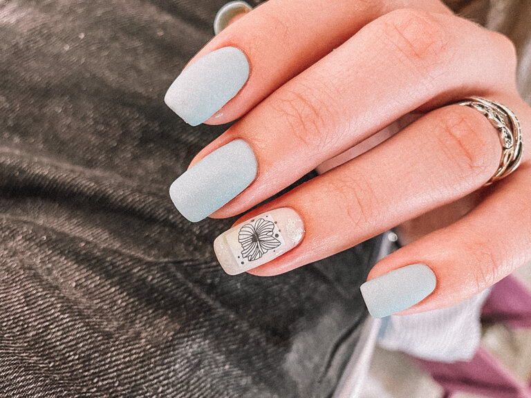 Manikür-pedikür Lakis nails, Moskova, foto