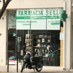 Farmacia Sello (Provincia de Santa Fe, Departamento Castellanos, Rafaela, Avenida General Roca), kozmetik ve parfümeri mağazaları