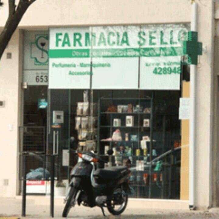 Kozmetik ve parfümeri mağazaları Farmacia Sello, , foto