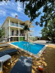 Villa Viktoria (Лименский переулок No:1, посёлок городского типа Кацивели), otel  Kırım Cumhuriyeti'nden