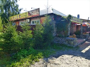 Шашлычный дворик (No:1Б, derevnya Prigorodnaya), kafe  Yaroslavskaya oblastından