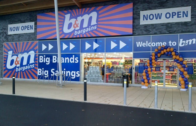 i̇ndirim ve fırsat sistemleri B&m Home Store, İskoçya, foto