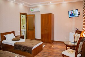 Euro Asia Hotel (Gagarin Sok. No:No:27A), otel  Semerkant'tan