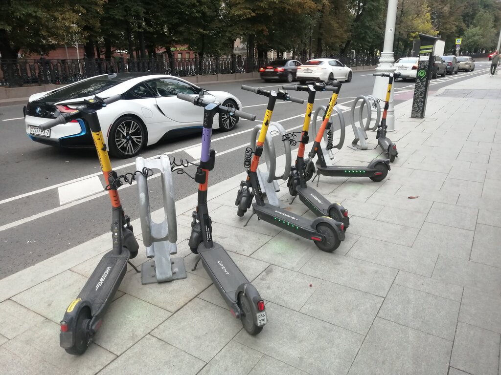 Bisiklet park yerleri Велосипедная парковка, Moskova, foto