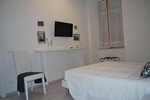 Appunti di Viaggio Guesthouse (Liguria, La Spezia, Via Lamarmora, 9), otel  La Spezia'dan