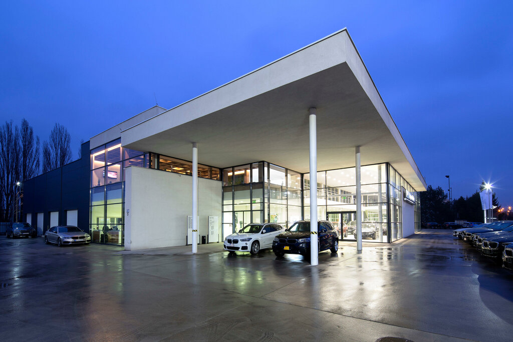 Otomobil satış galerileri BMW Regnum Kosice S. R. O., Kosice, foto