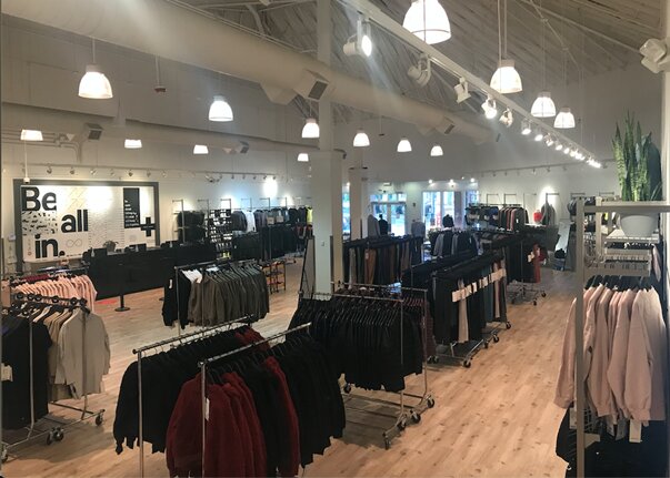 Giyim mağazası Lululemon, Tennessee Eyaleti, foto