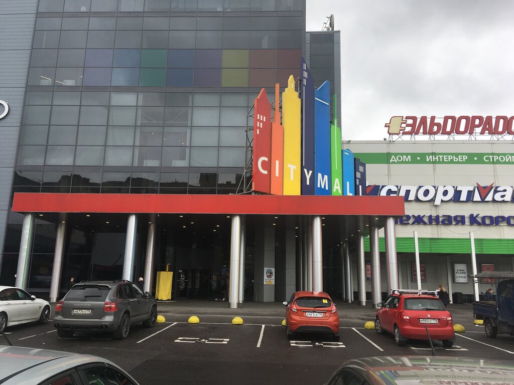 Giyim mağazası Pull & Bear, Saint‑Petersburg, foto