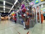 Все для праздника (ulitsa 60 let Oktyabrya No:48), kutlama ürünleri  Krasnoyarsk'tan
