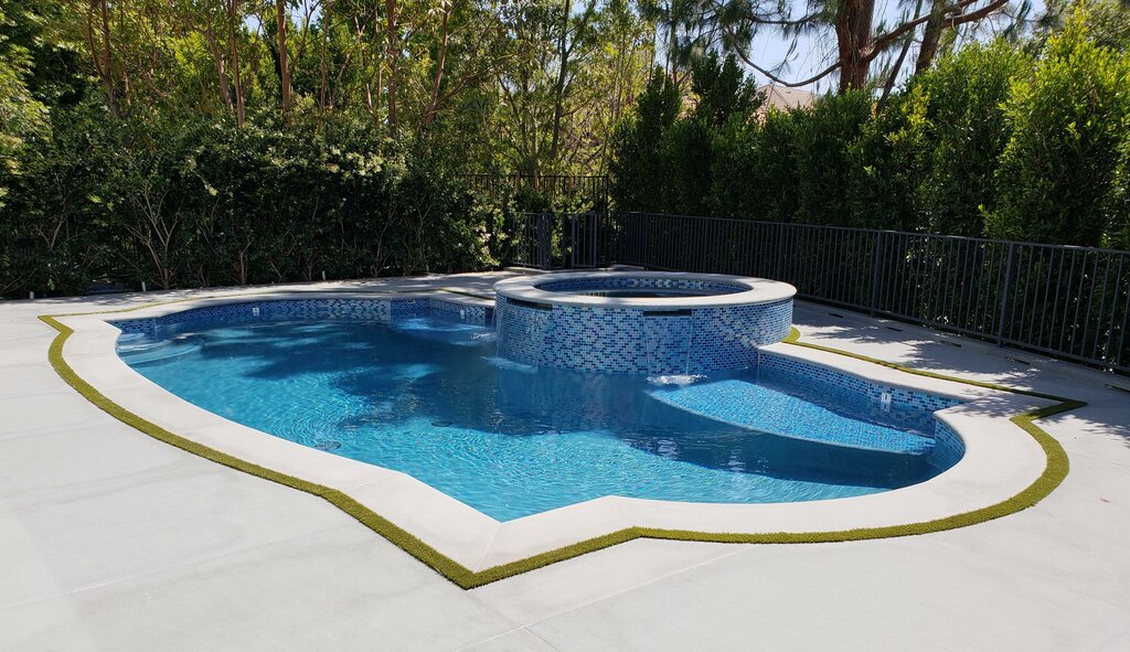 Yüzme havuzları Emerge Pools, Inc, Los Angeles, foto