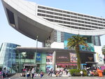 The Peak Tower (Peak Road No:128), alışveriş merkezleri  Hong Kong'dan