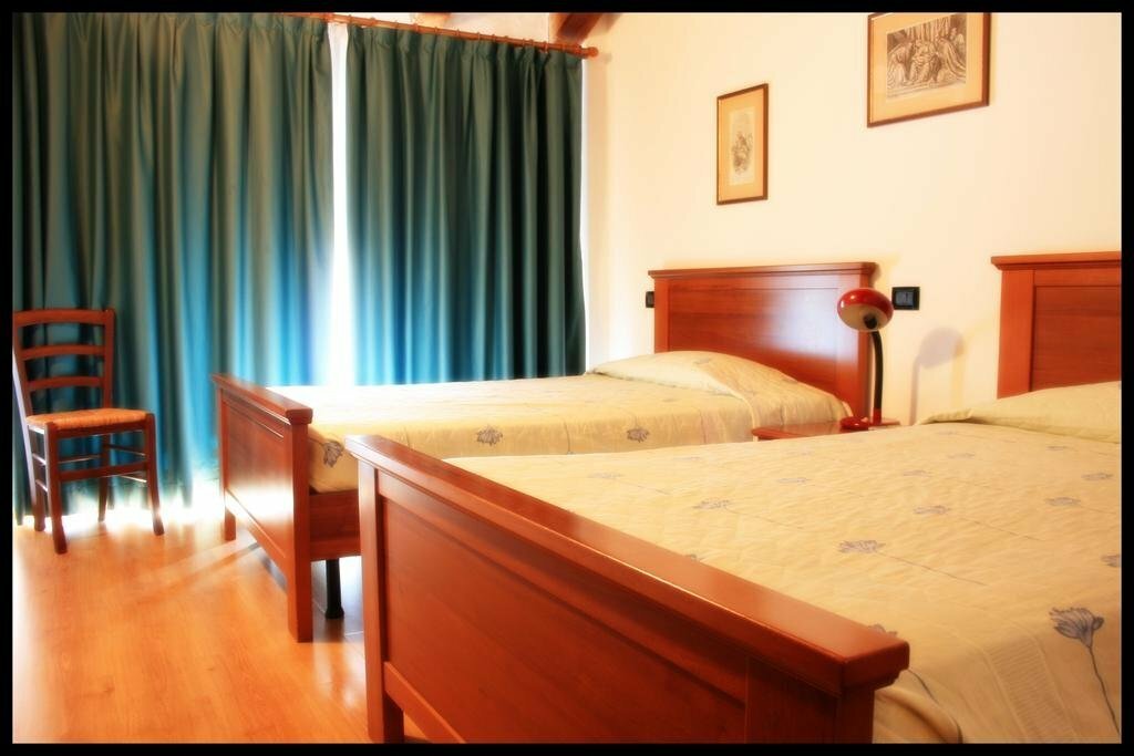 Otel Agriturismo Rechsteiner, Dünya, foto