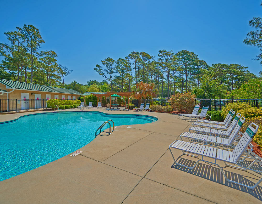 Kamp alanları Whispering Pines Campground, Kuzey Carolina Eyaleti, foto