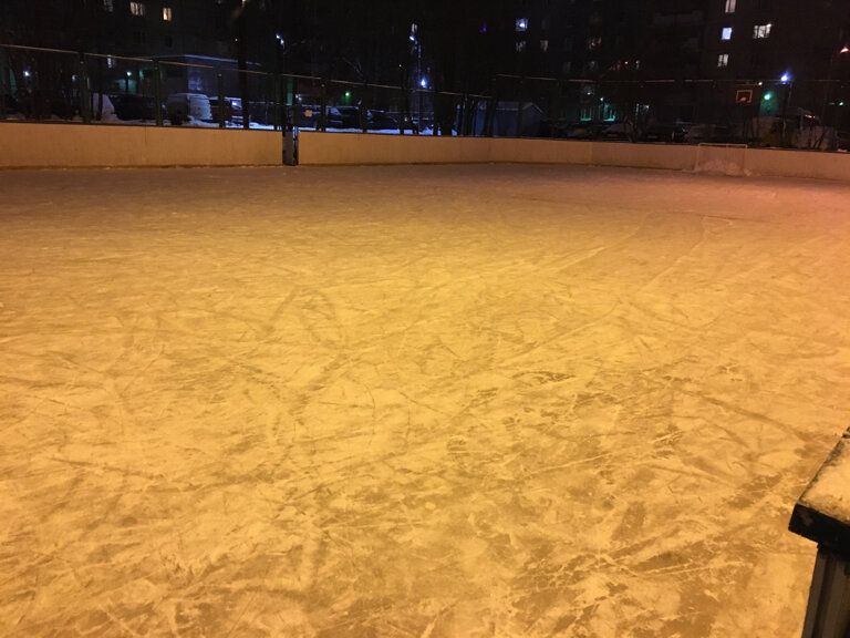 Buz pateni pistleri Ice rink, Saint‑Petersburg, foto