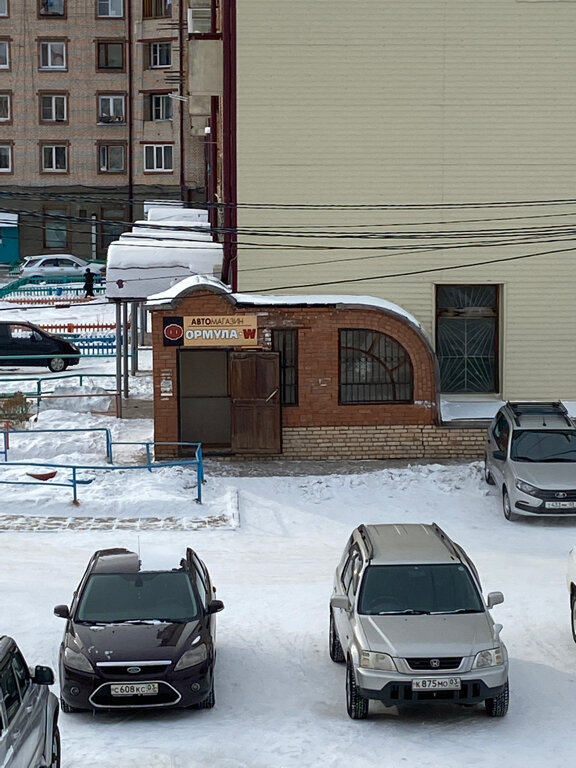 Otomobil yedek parçaları Formula-W, Severobaykalsk, foto