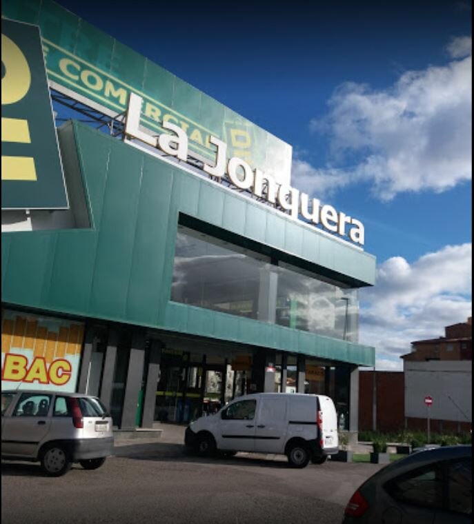 Market Duty Free La Jonquera S. L., Katalonya, foto