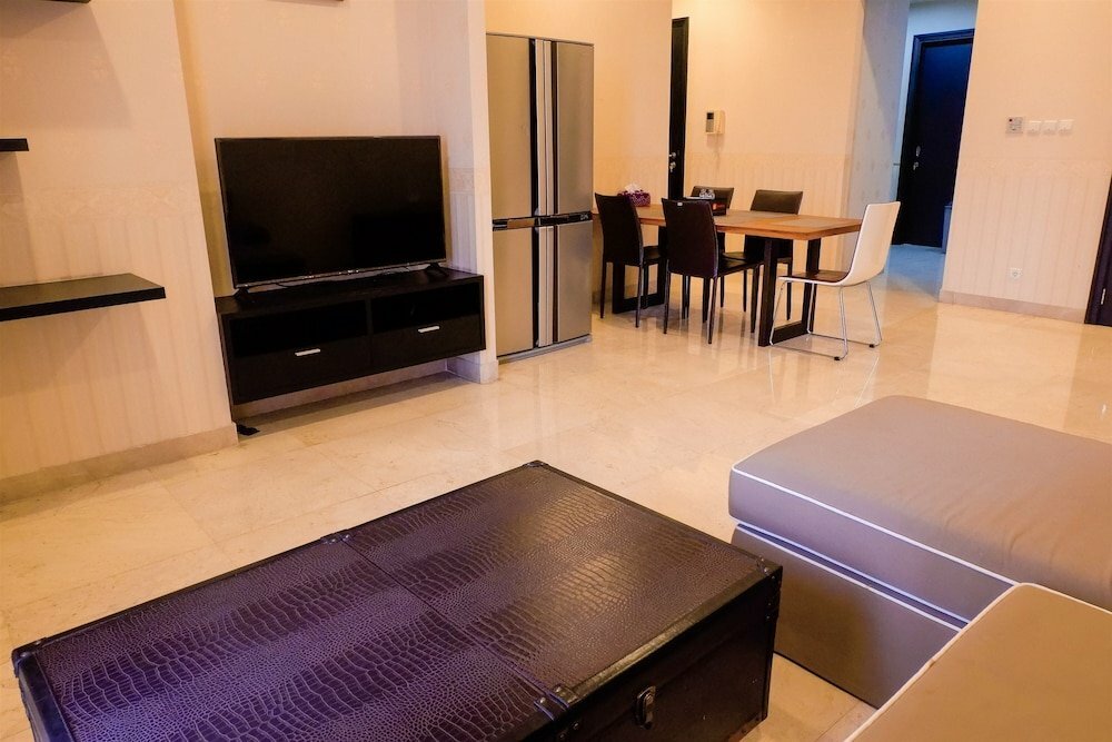 Otel RedDoorz Plus @ Patal Senayan, Cakarta, foto