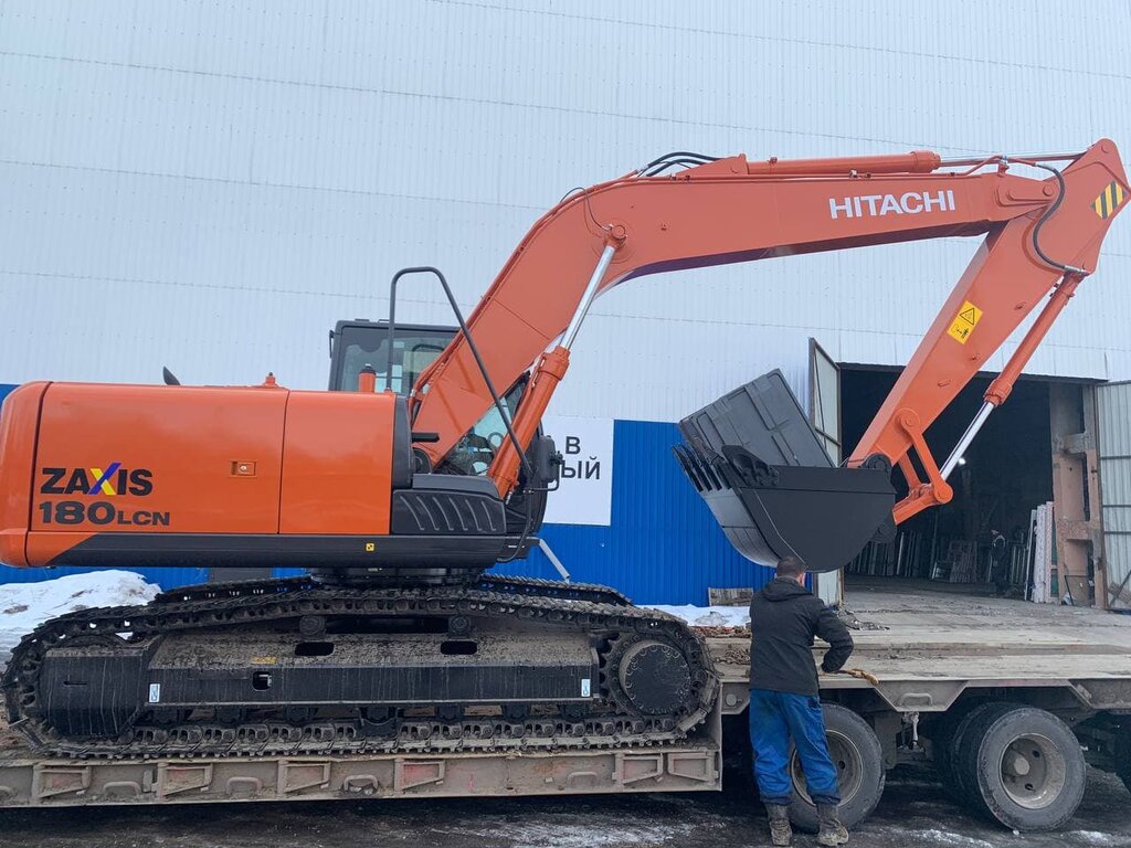 i̇nşaat ekipmanı kiralama Excavator for rent 24/7, Moskova ve Moskovskaya oblastı, foto