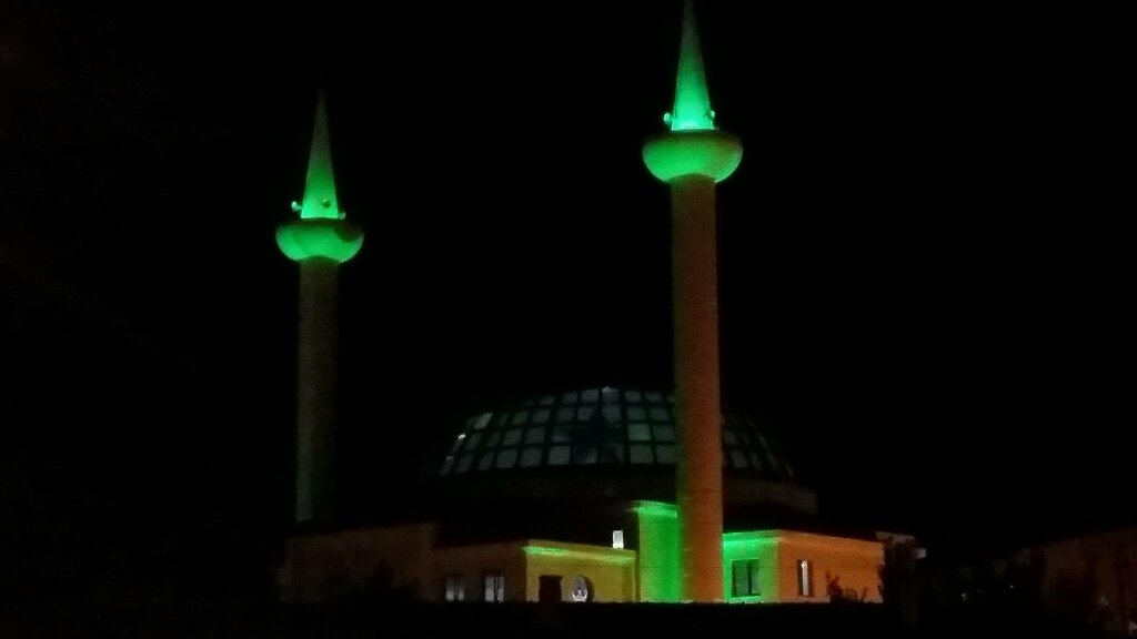 Cami Çarşı Cami, Yenice, foto