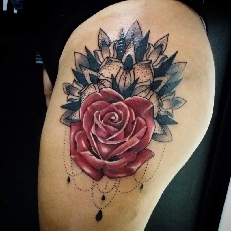 Dövmeciler Carlos Villena Tattoo Studio, Sicilya, foto