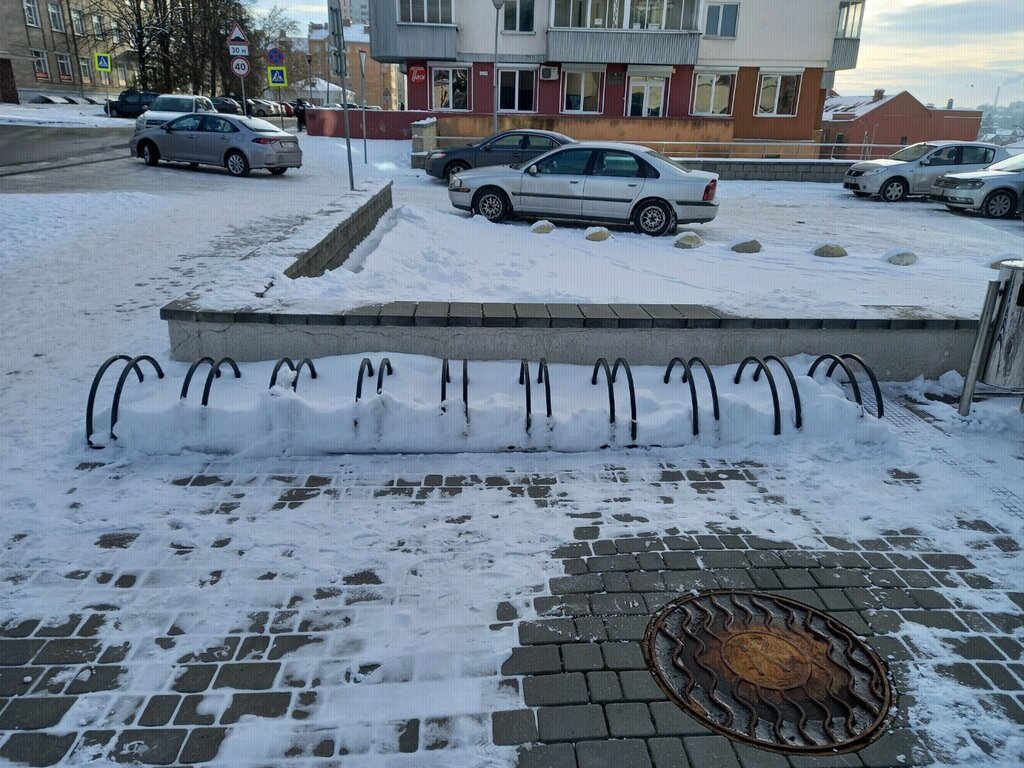 Bisiklet park yerleri Велопарковка, Moguilev, foto