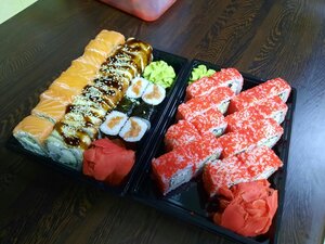 SushiMarketWok (ulitsa Yaroslava Ivanova No:1), suşi restoranı  Tixvin'den