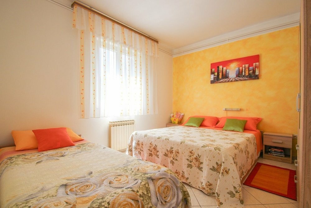 Otel Alma, Dünya, foto