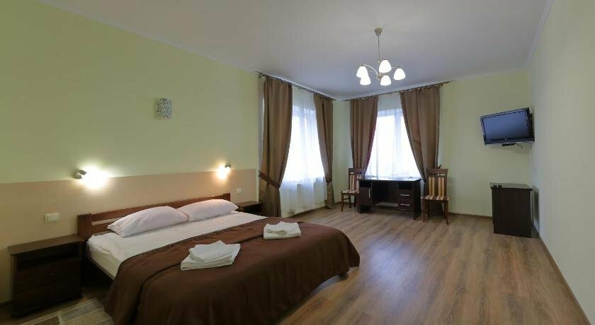 Otel Hotel Karpaty, Ivano‑Frankovsk, foto
