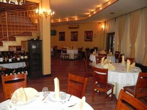 Hestia Hotel (Călărași, Călăraşi), otel  Calaraşi'den