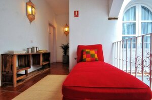 Benali Guesthouse (Calle Guzmán el Bueno No:6, Tarifa), otel