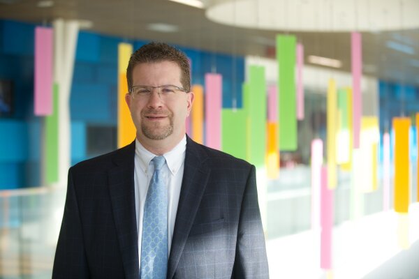 Tıp merkezleri ve klinikler Erik White, Md, Ohio Eyaleti, foto