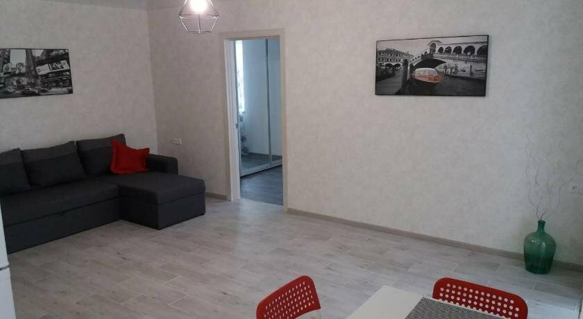 Kısa süreli konaklama Apartment Svobody sq. opposite park, Herson, foto