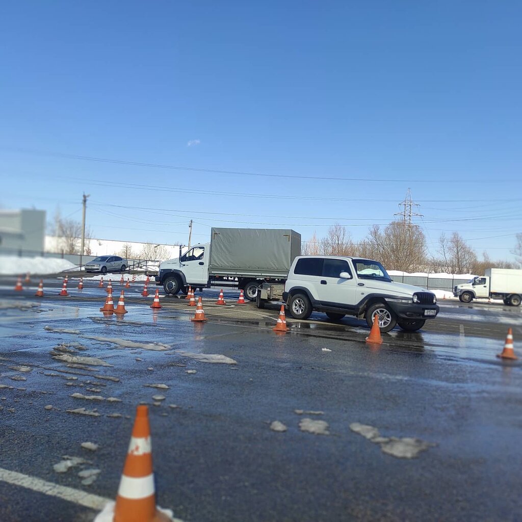Sürücü kursları Tsentr Podgotovki Kadrov, Chu Dpo, Stavropol, foto