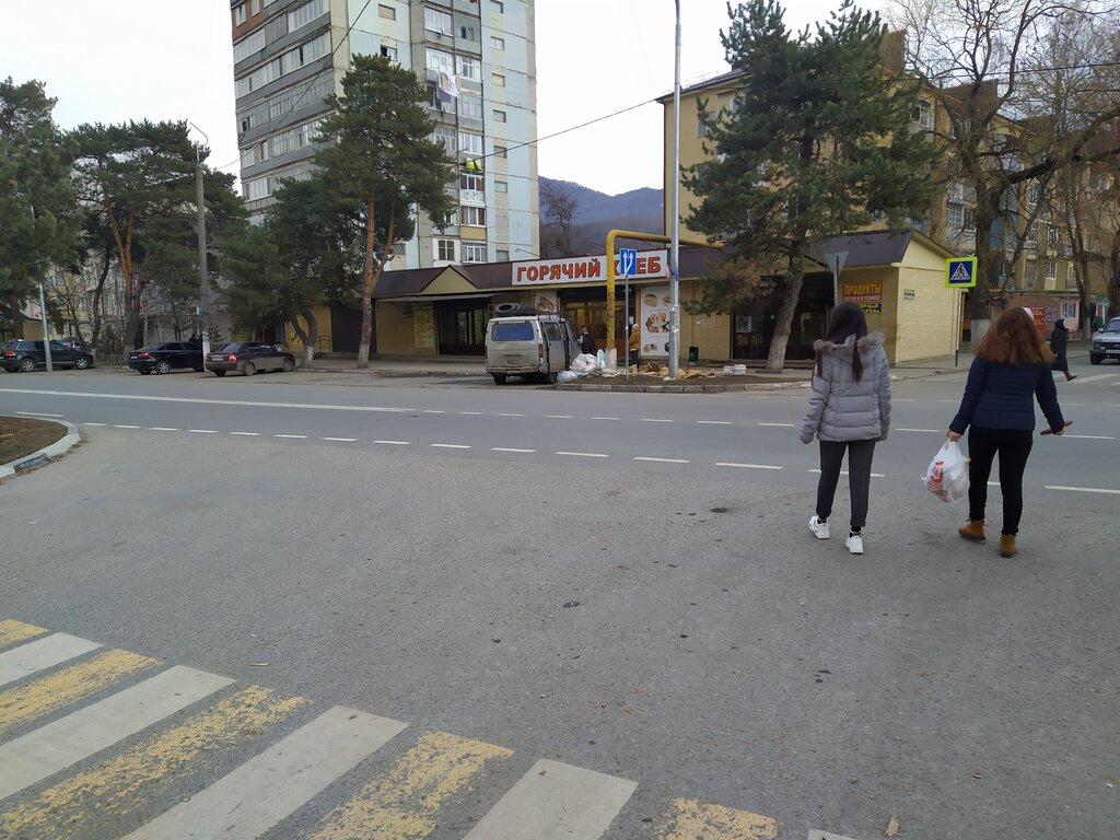 Ekmek fırını Горячий хлеб, Karachaevsk, foto