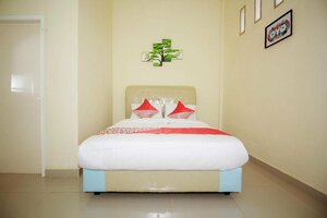 Oyo 2555 Diva Residen Syariah (Jambi, Jambi City, Jambi, JL. Kol Abunjani), otel  Jambi'den