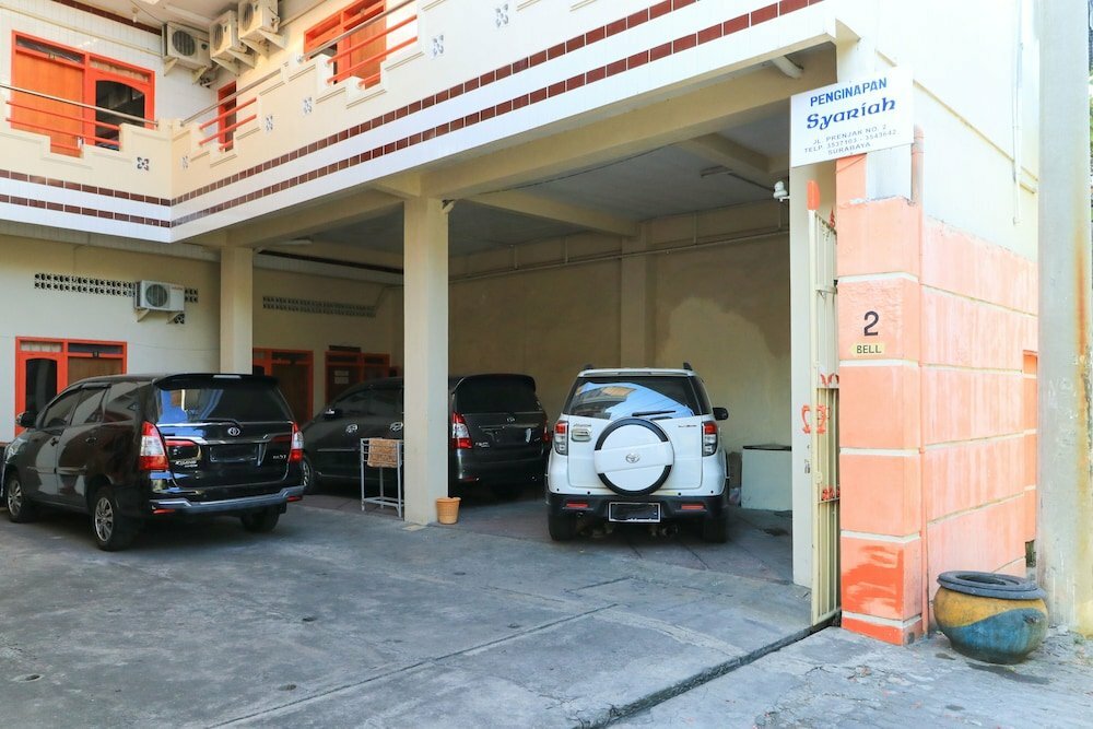 Otel Prenjak Syariah by Oyo Rooms, Surabaya, foto