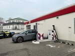Q1 Tankstelle (Neuhäuser Straße No:102, Paderborn), otogaz dolum istasyonu  Paderborn'dan